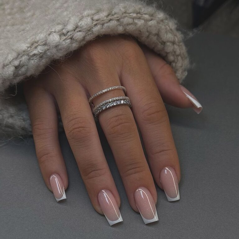 8 Ideias de Unhas Simples Decoradas para Arrasar